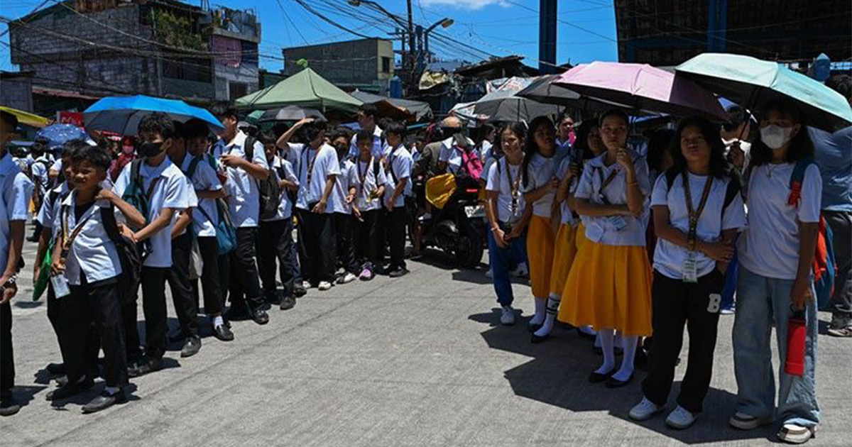 DepEd writes letter to Marcos Jr. in push to revert to old academic ... DepEd writes letter to Marcos Jr. in push to revert to old academic ...